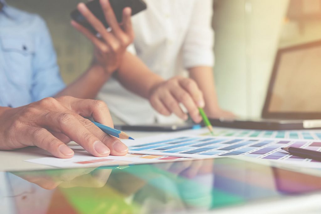 Tips For Designing Large Format Graphics | Apogee Exhibits