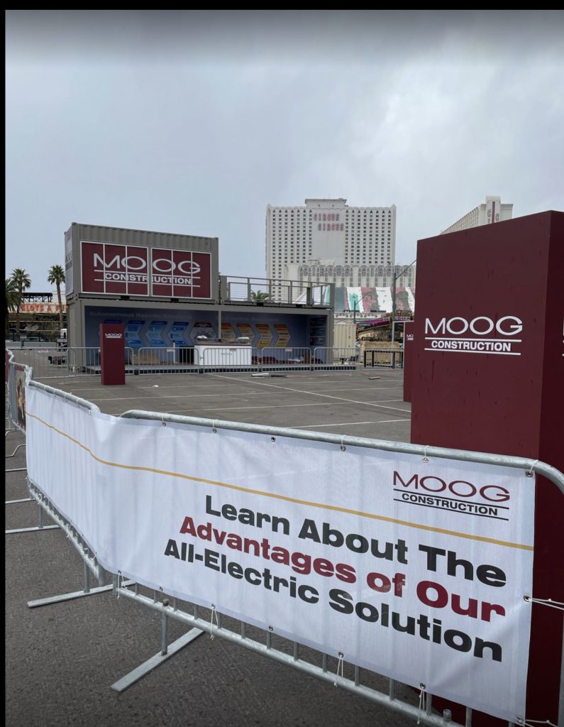MOOG Construction | Apogee Exhibits