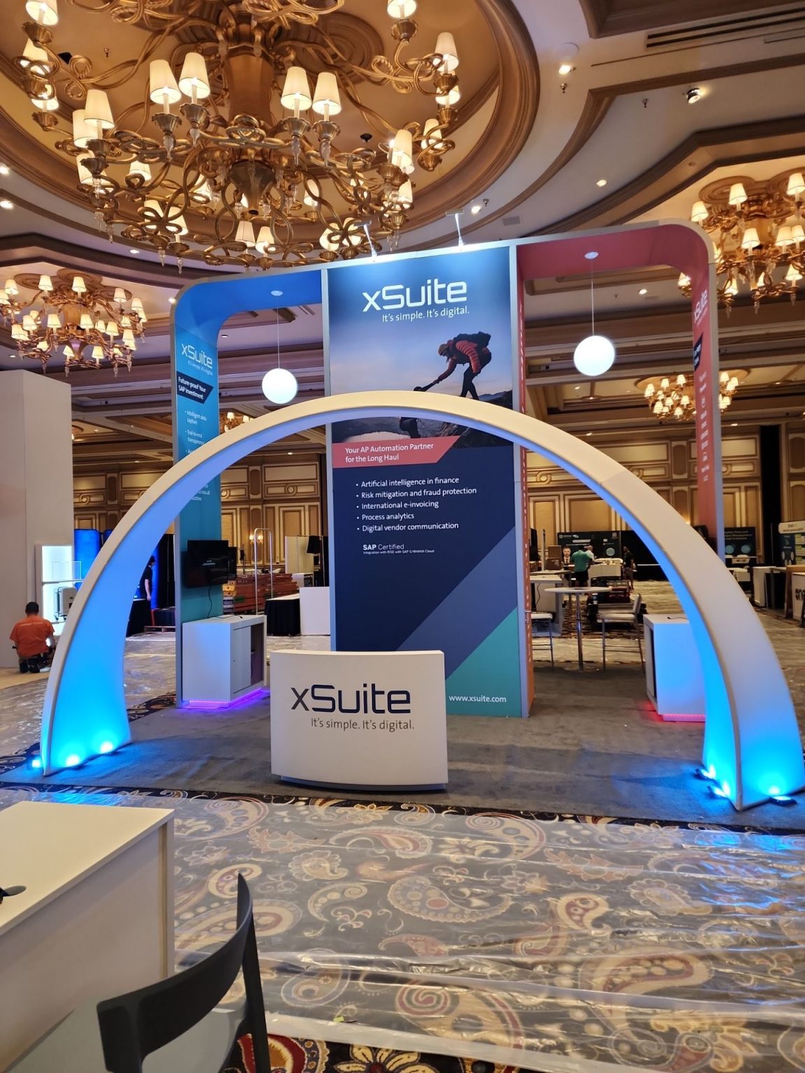 About us | Apogee Exhibits